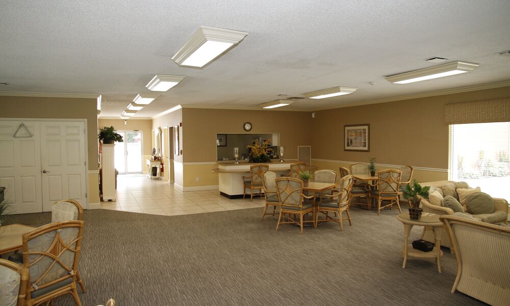 Photos of Scottish Towers II Apartments