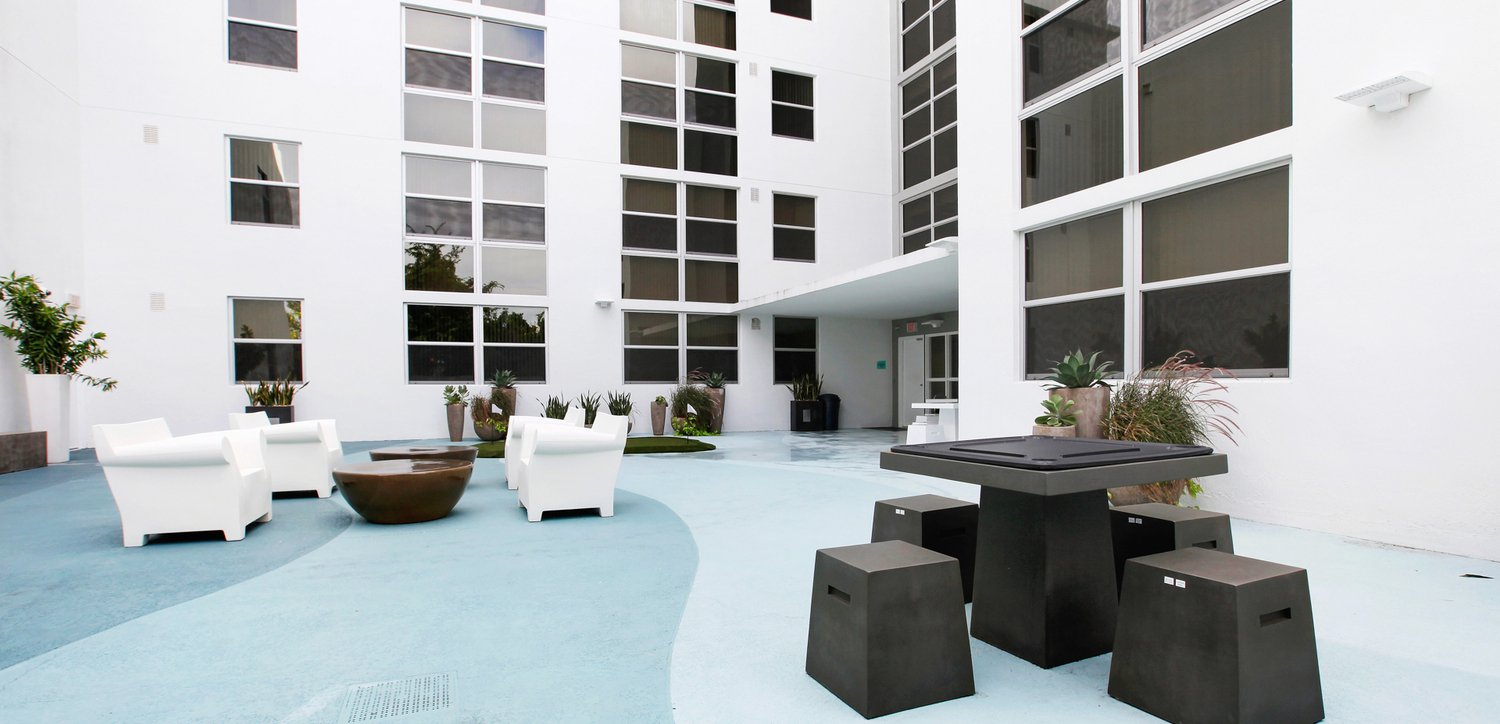 Washington Square Photo Gallery | Miami, FL Apartment Pictures