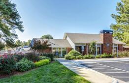 Duraleigh Woods Apartments in Raleigh, NC