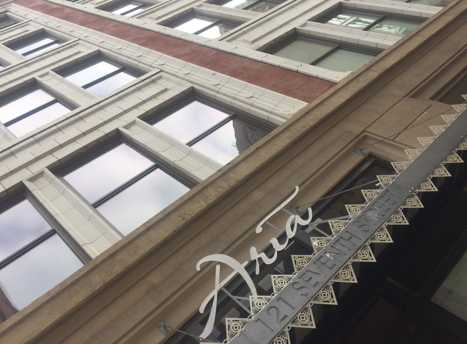 Apartment Rental Amenities in Pittsburgh, PA | Aria Cultural District ...