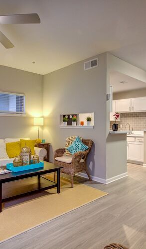 Apartments for Rent in Dallas, TX | Spring Parc - Home