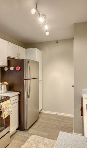 Apartments for Rent in Dallas, TX | Spring Parc - Home