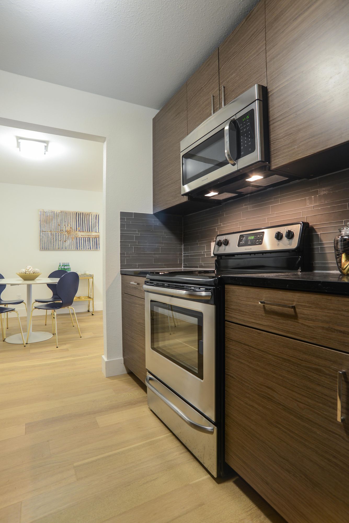 East Riverside Austin Apartments | Waterloo Flats
