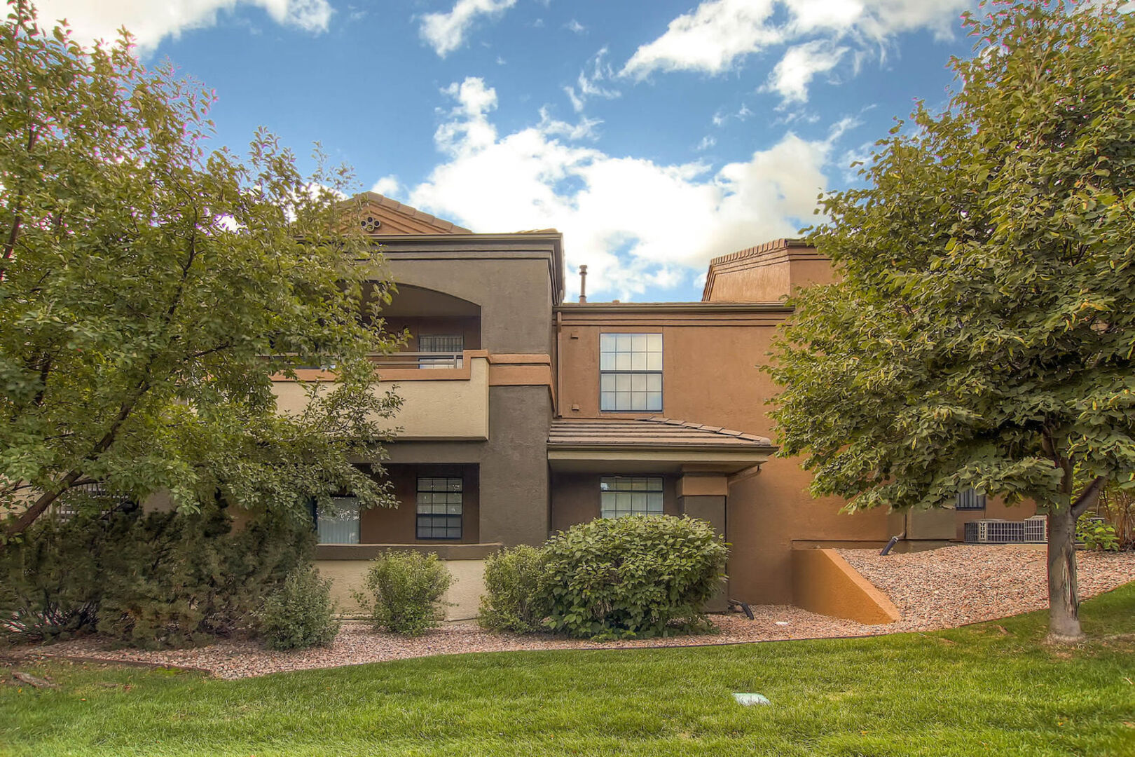 Apartments for Rent in Colorado Springs, CO | Artemis - Home