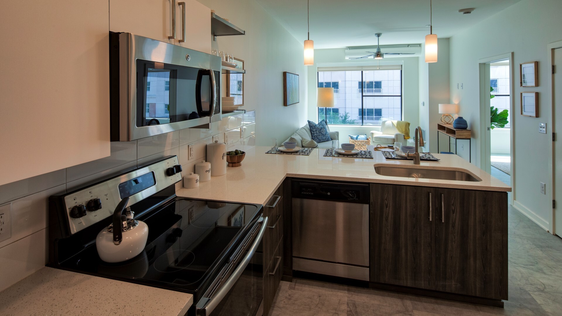 Premier Apartments - Home