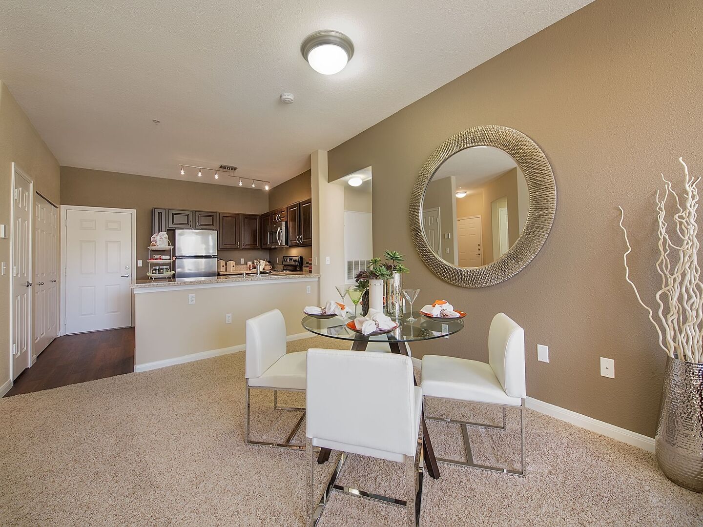 Highlands Ranch Apartments | Creekside at Highlands Ranch
