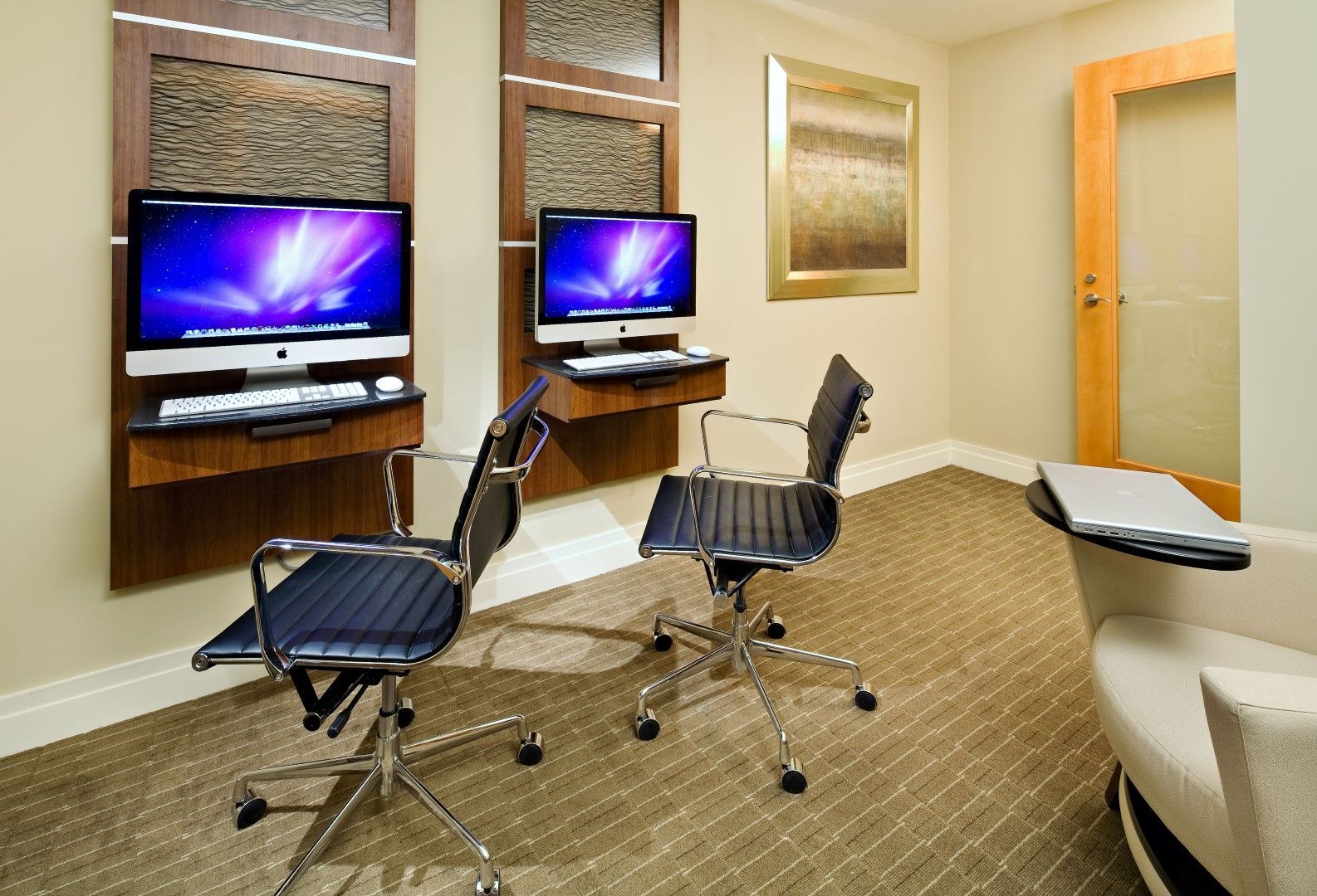 vPoint Apartments - Gallery