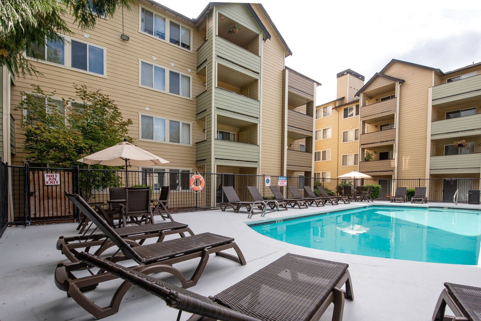 Federal Way Apartments | Crosspointe | 1, 2 and 3-Bedroom Homes