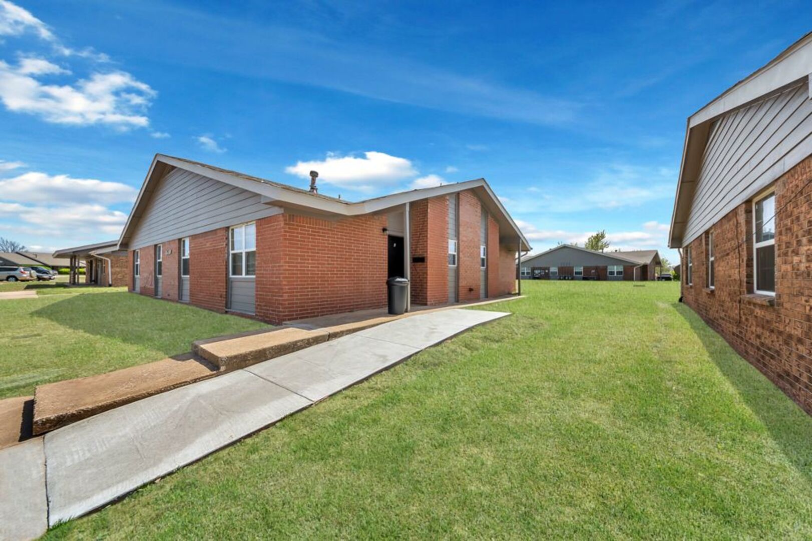 Apartments for Rent in Moore, OK | The Edge of Moore - Home