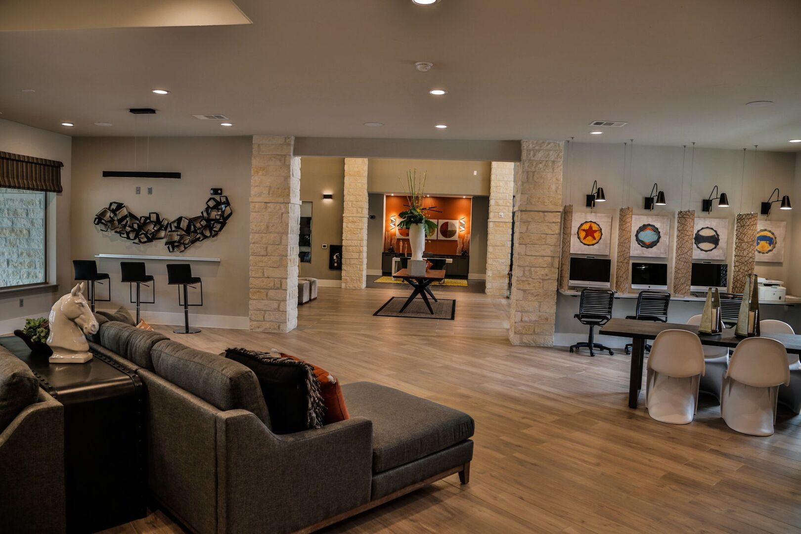 Leon Valley, TX Apartments | Timberhill Commons